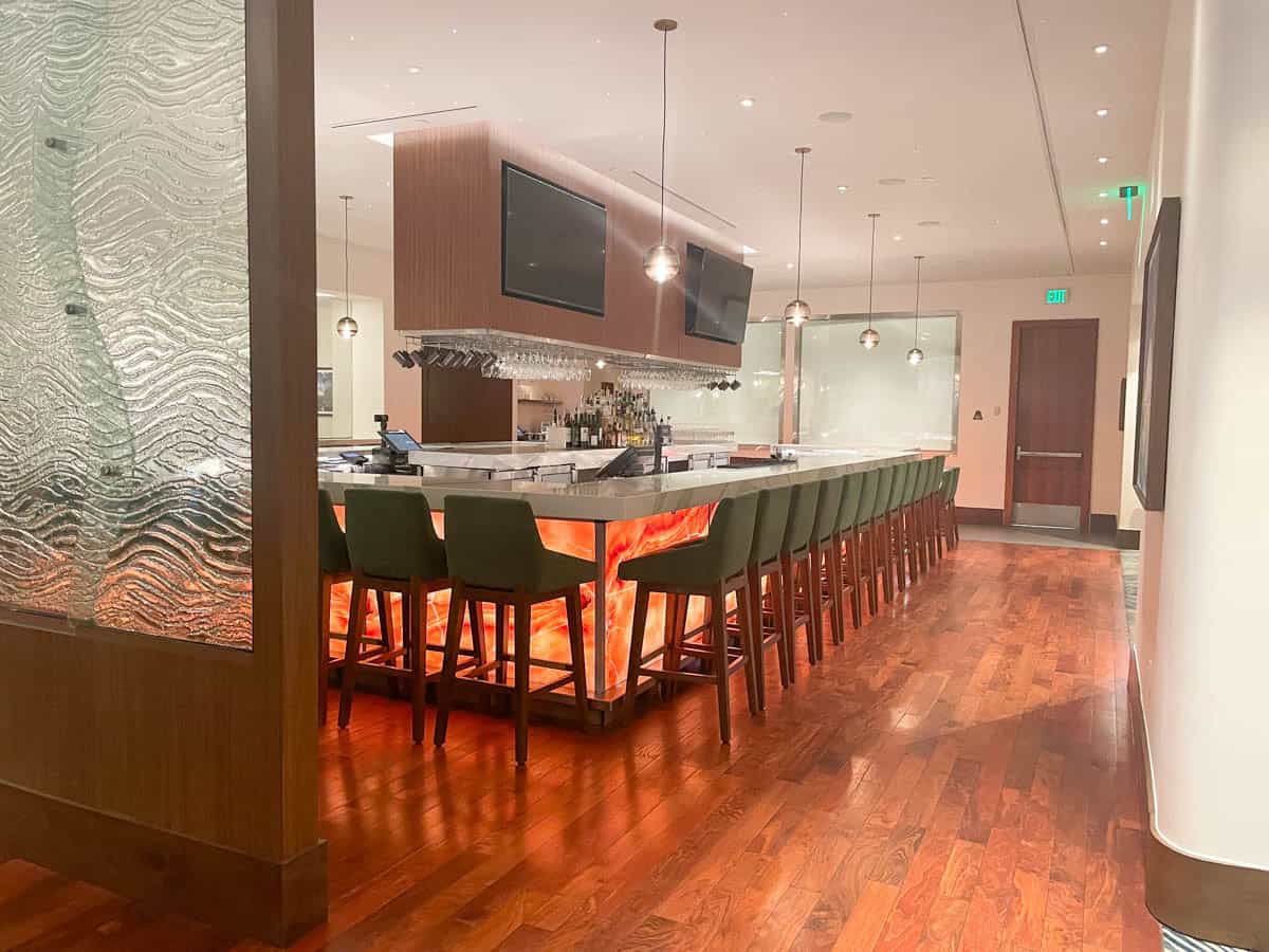 Tambu Lounge - Polynesian Resort - The Diary of a Disney Dad