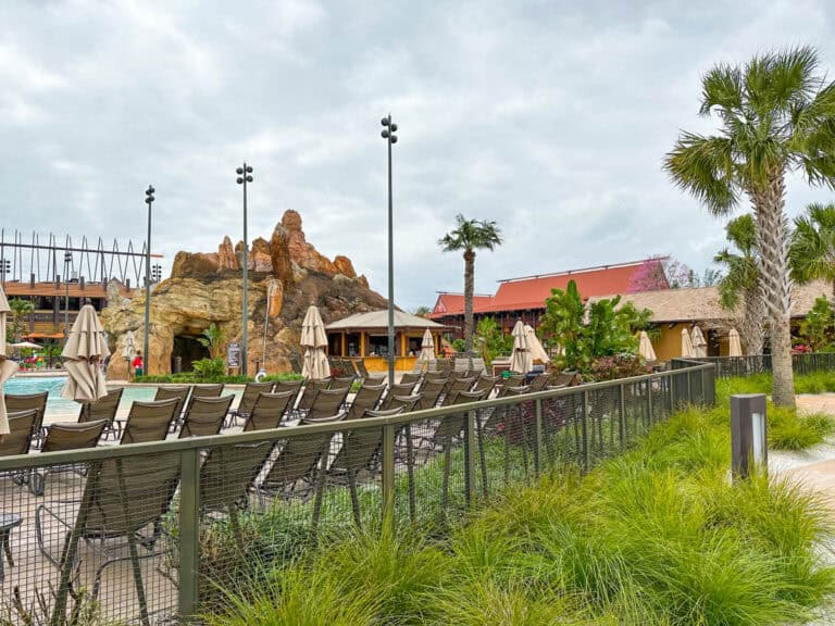 Barefoot Pool Bar - Polynesian Resort - The Diary of a Disney Dad