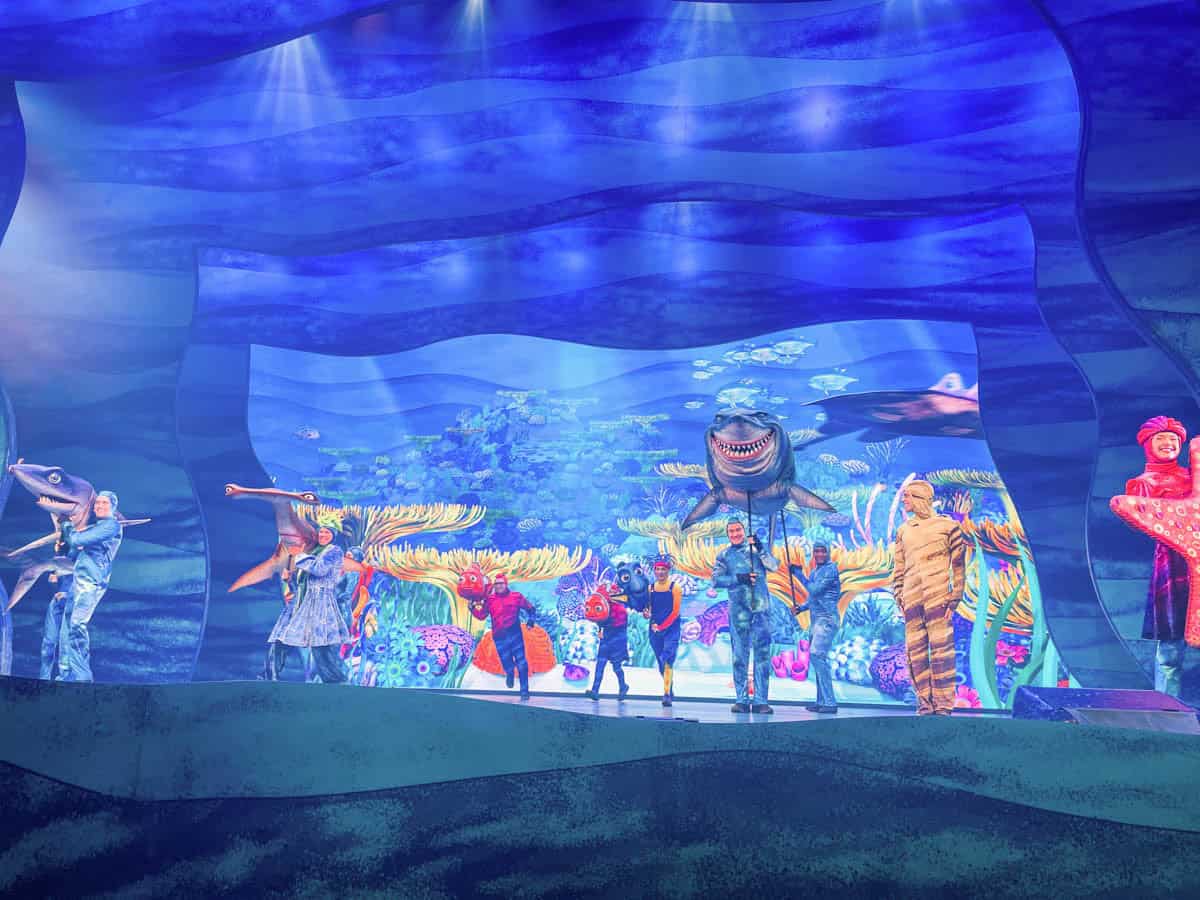 Finding Nemo: The Big Blue... and Beyond! - The Diary of a Disney Dad