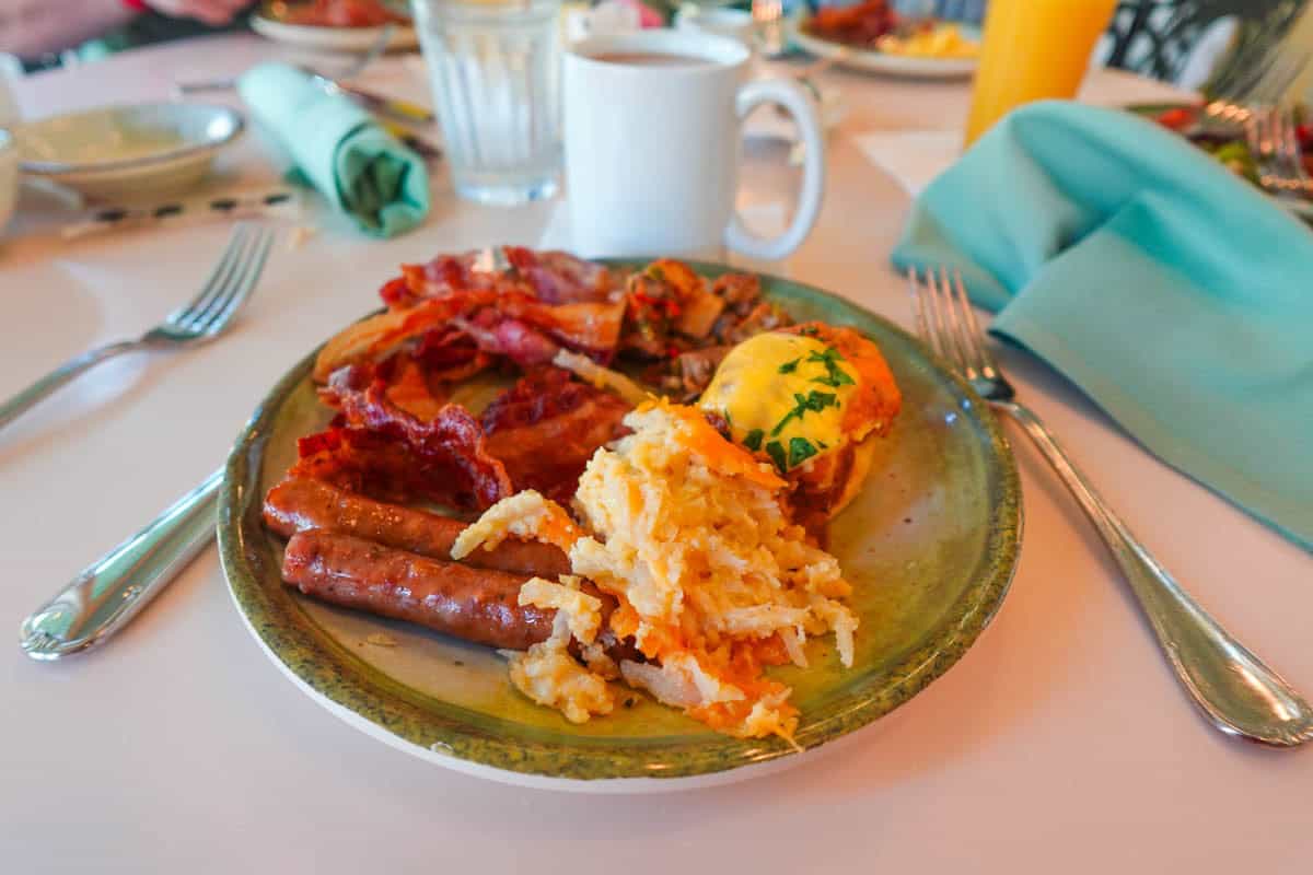 The Crystal Palace Breakfast - The Diary of a Disney Dad