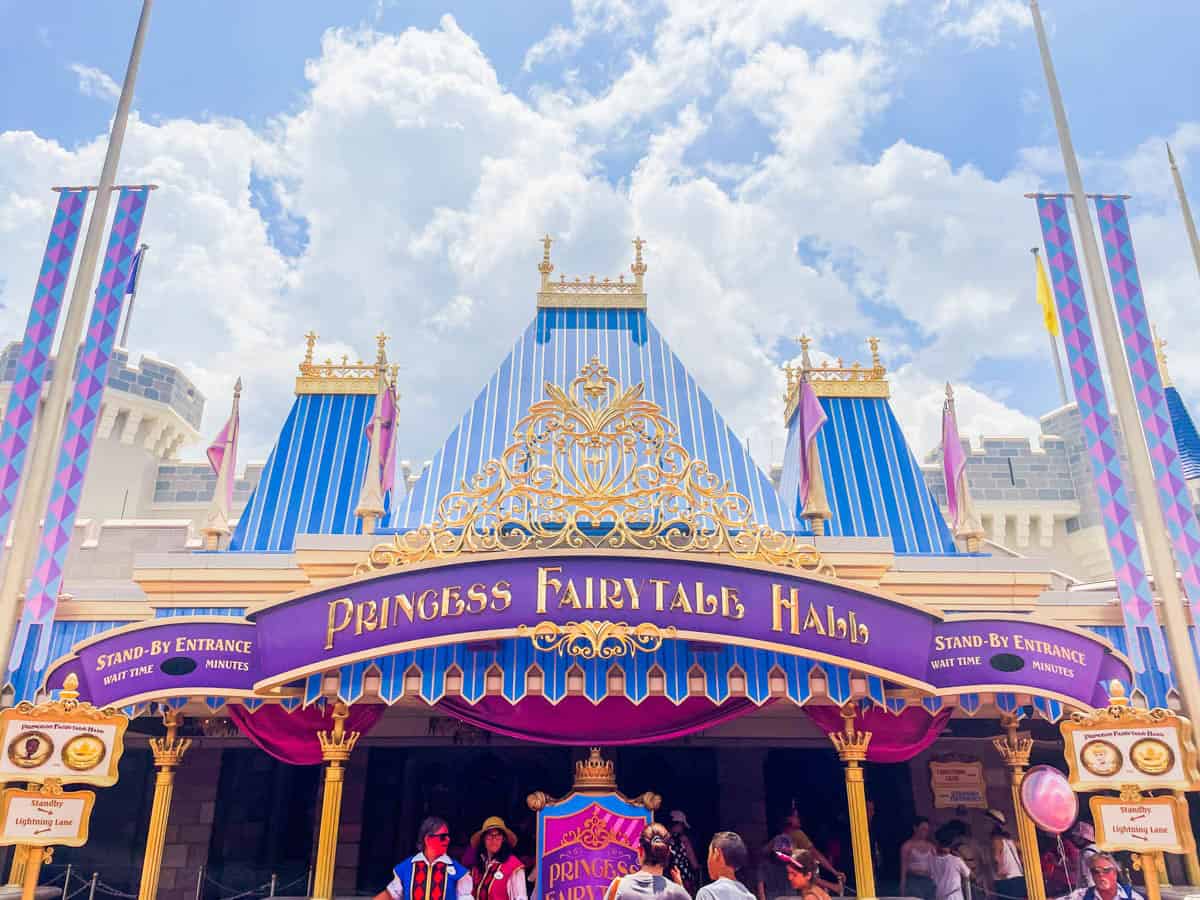 Princess Fairytale Hall - The Diary of a Disney Dad